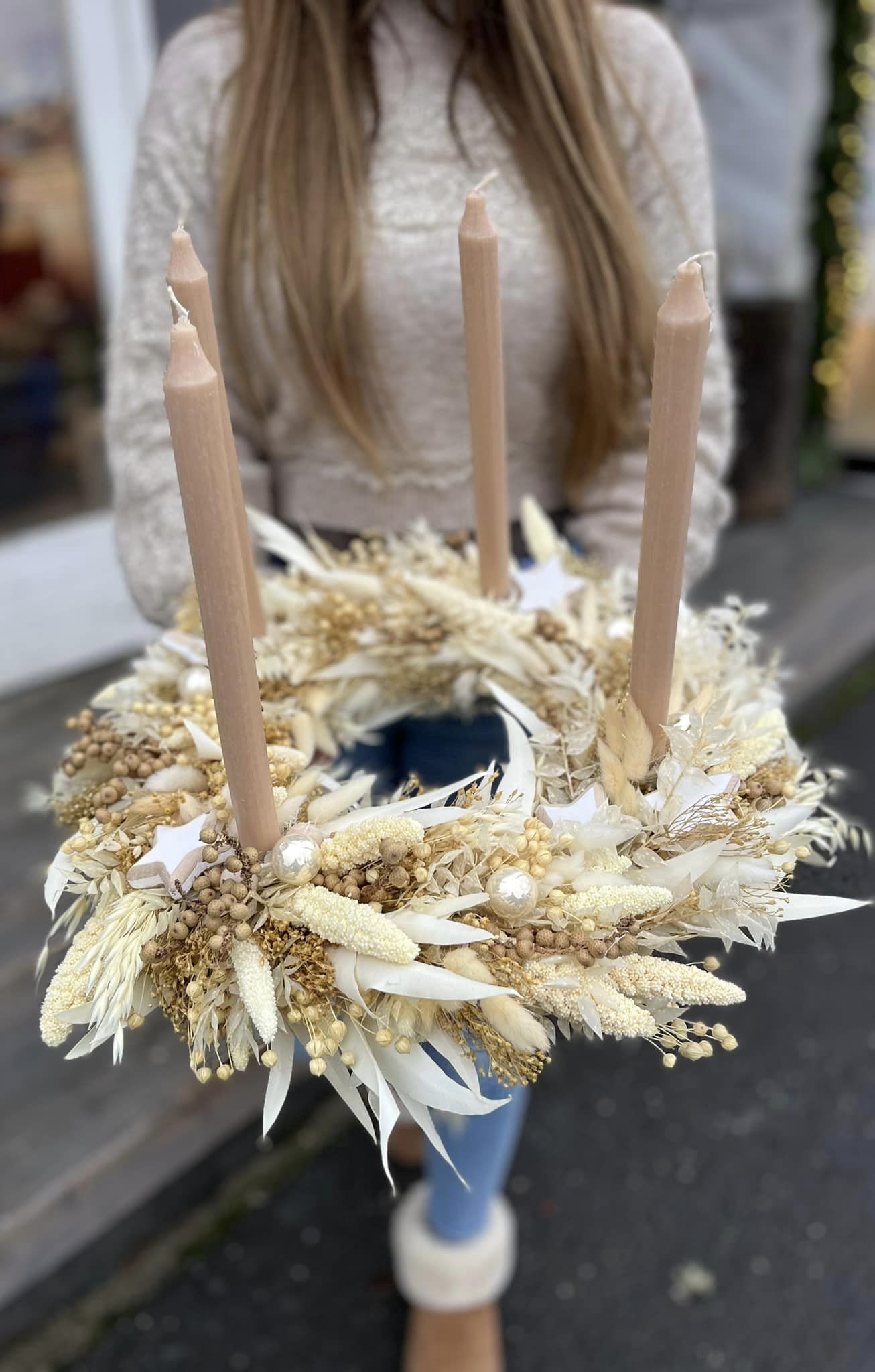 Tippek egy profitól az adventi koszorú elkészítéséhez: idén csillogás ...