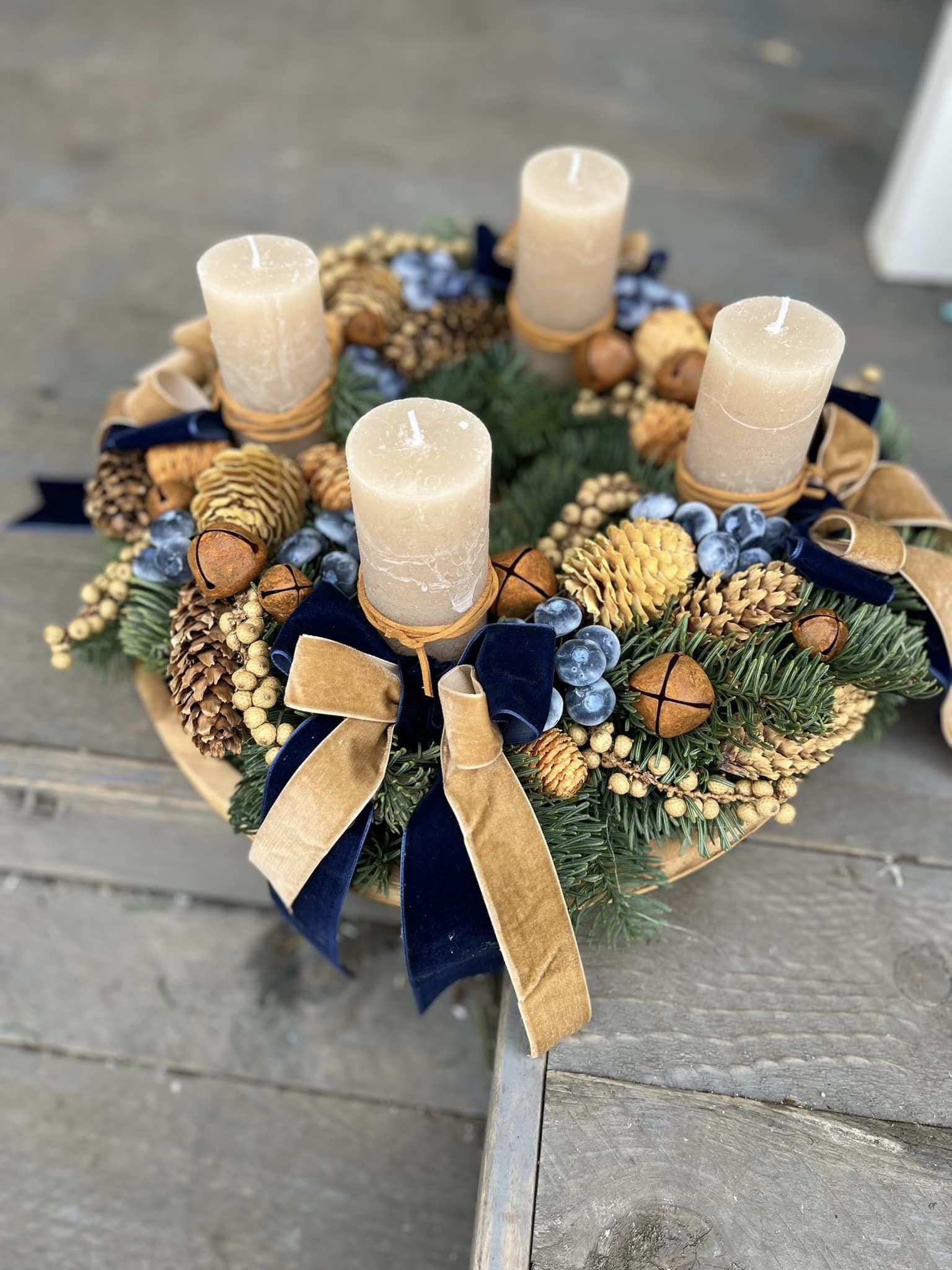 Tippek egy profitól az adventi koszorú elkészítéséhez: idén csillogás ...