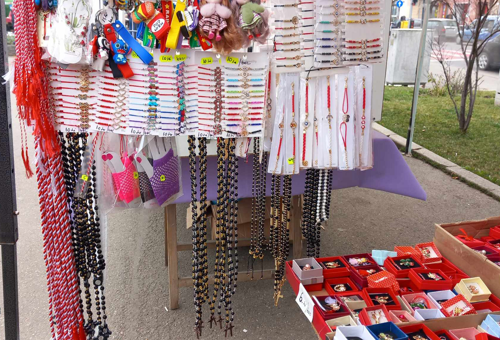Egy balkáni tavaszköszöntő hagyomány gazdag múltja – a márciuska ...
