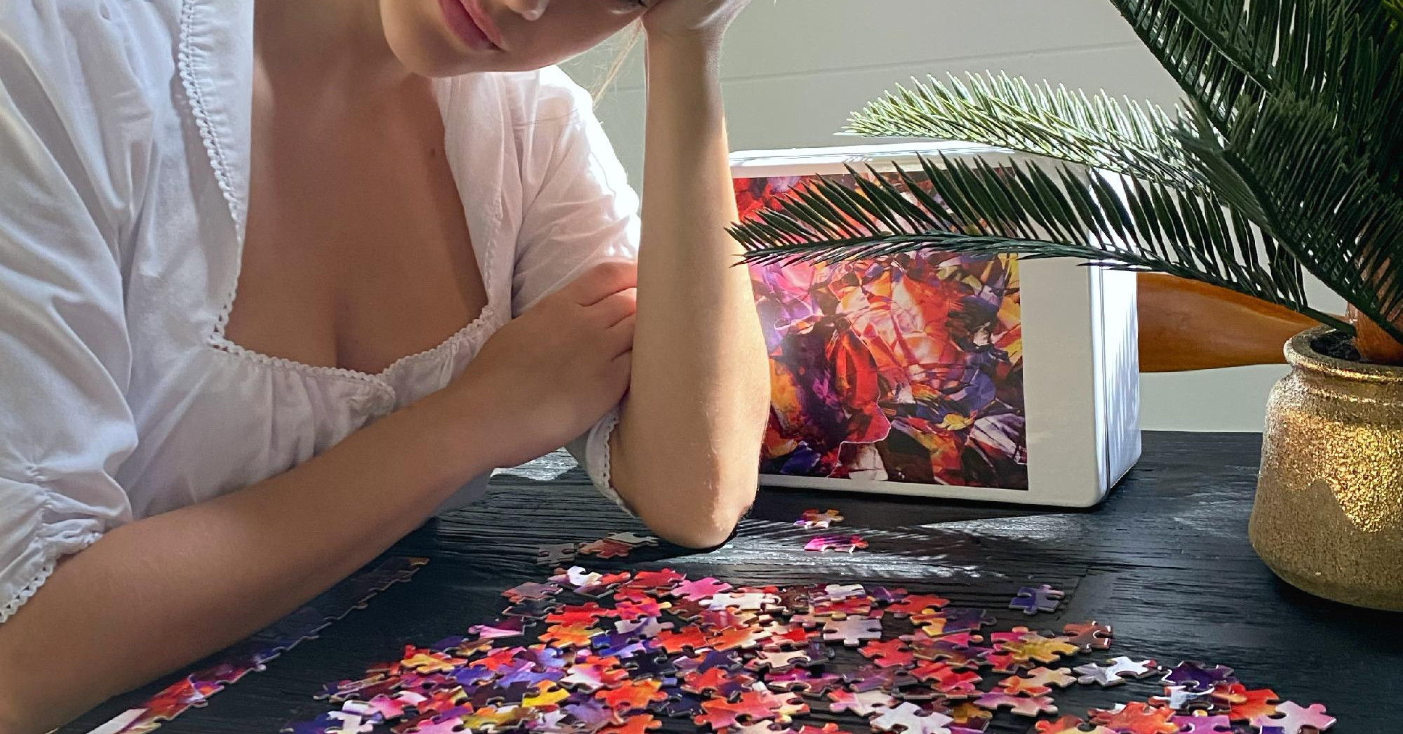 Barbara Palvin supports vaccine development - An exclusive report on the Falcon of Hope | egy.hu